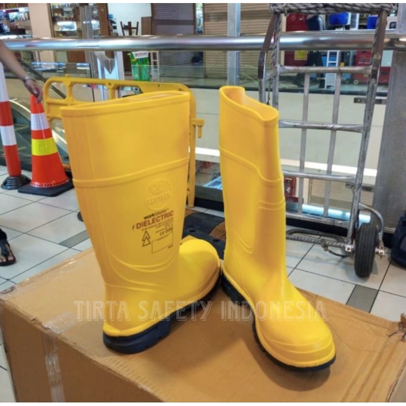 Jual Sepatu Safety Boots Listrik Respirex 35KV / Dielectric Respirex ...