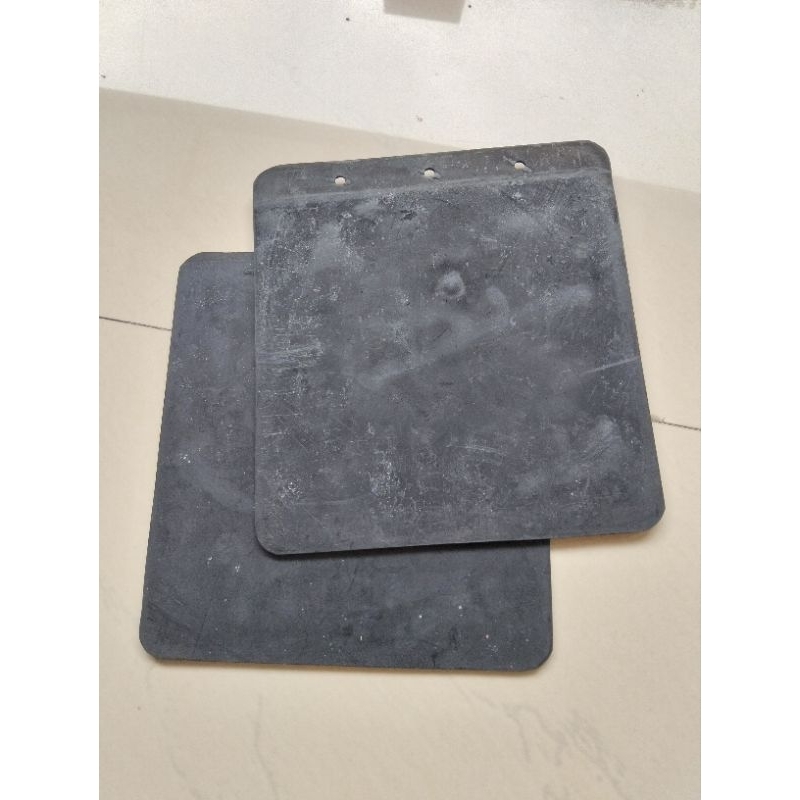 Jual Karpet roda/ karpet lumpur Suzuki Futura model ori 1 set 2 Lembar ...