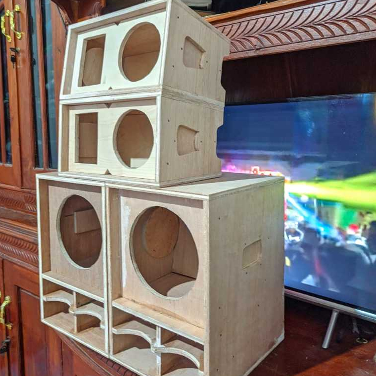 Jual box speaker satu paket box subwofer 6 inch box linearay 4 inch ...