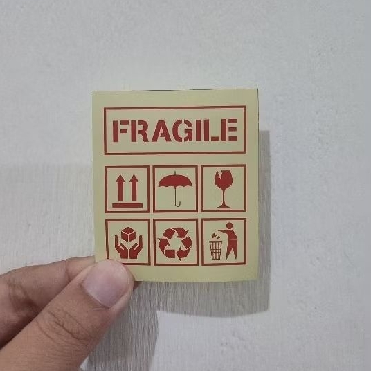 Jual STIKER FRAGILE UNTUK PAKET - MAHALO ARTISTRY | Shopee Indonesia