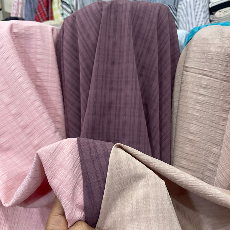 Jual Kain kotak crinkle doby (harga 0.5mtr/50cm) | Shopee Indonesia