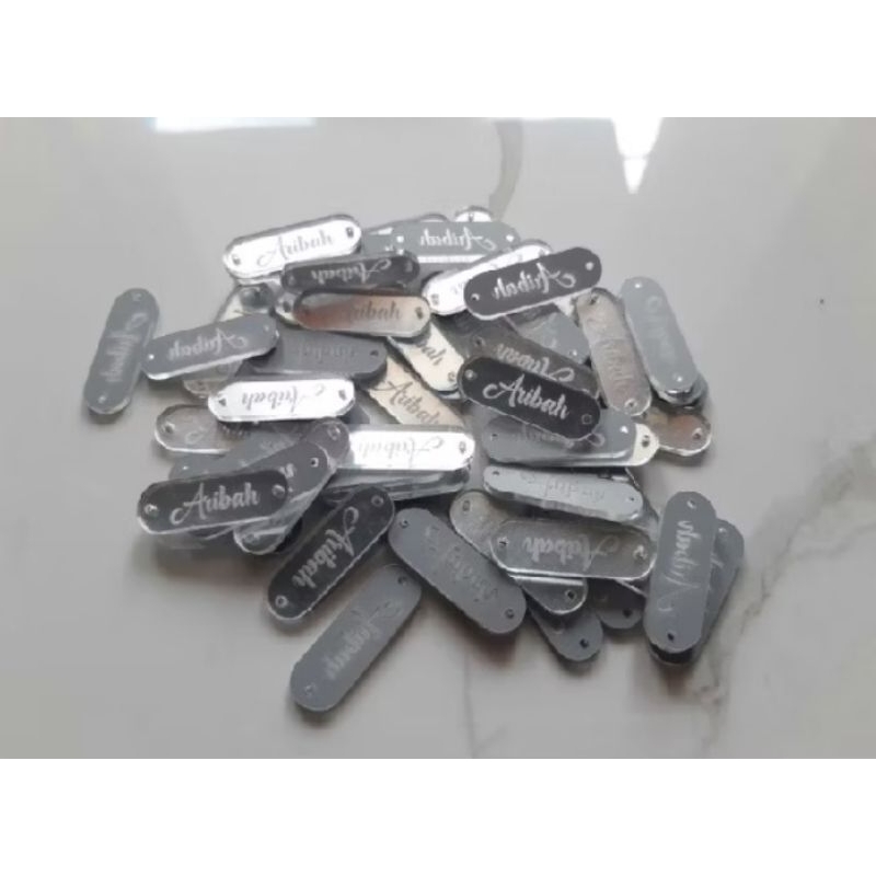 Jual Label Hijab Acrylic | Label Akrilik | Label Brand Akrilik Custom ...