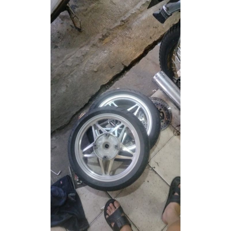 Jual velg motor vnd v1 | Shopee Indonesia