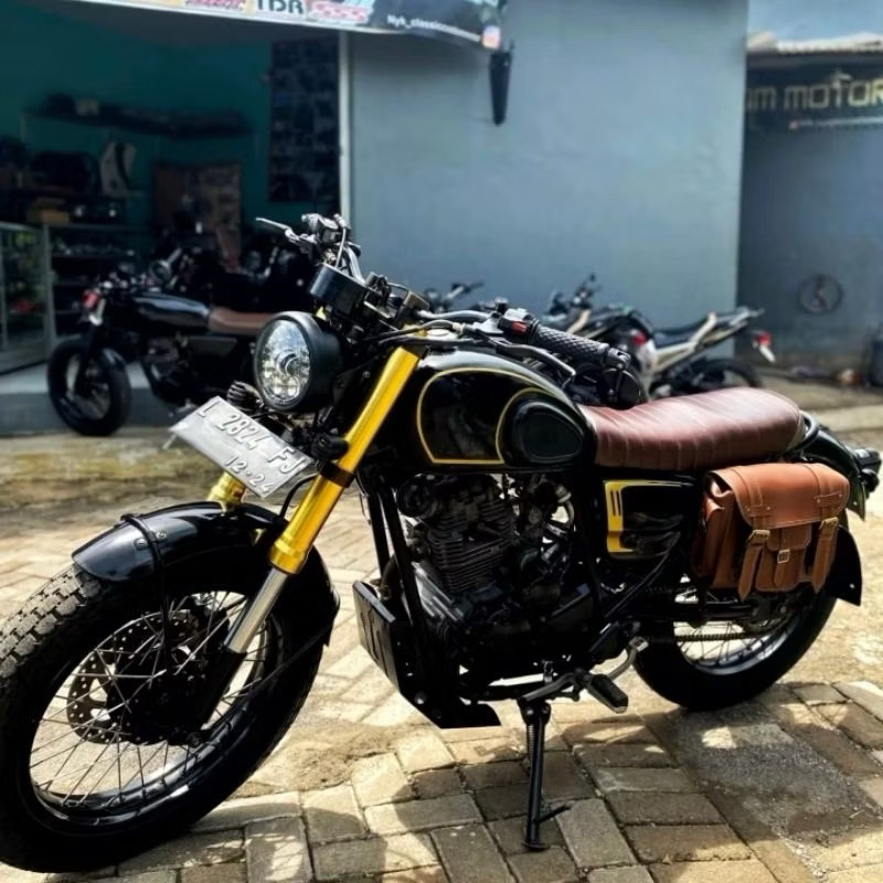 Jual [[READY]] BOBBER CUSTOM YAMAHA SCORPIO 225CC 2004 | Shopee Indonesia