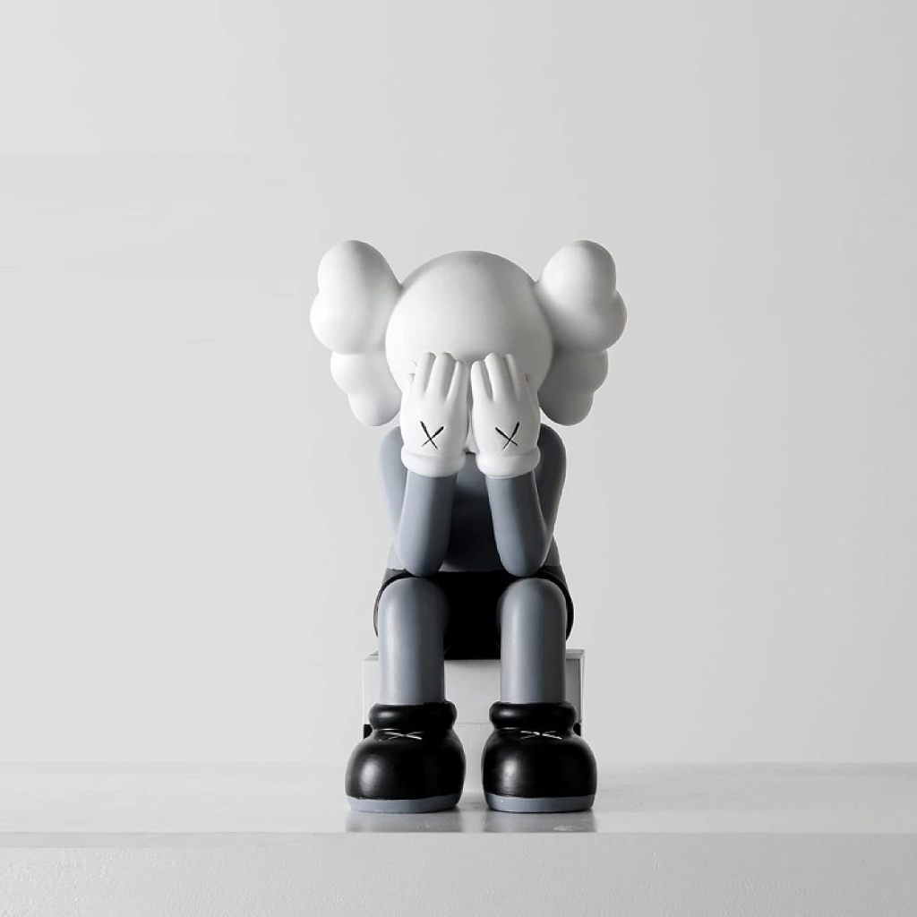 Jual Patung Figure Kaws | Dekorasi Ruangan | Dekorasi Ruang Tamu ...