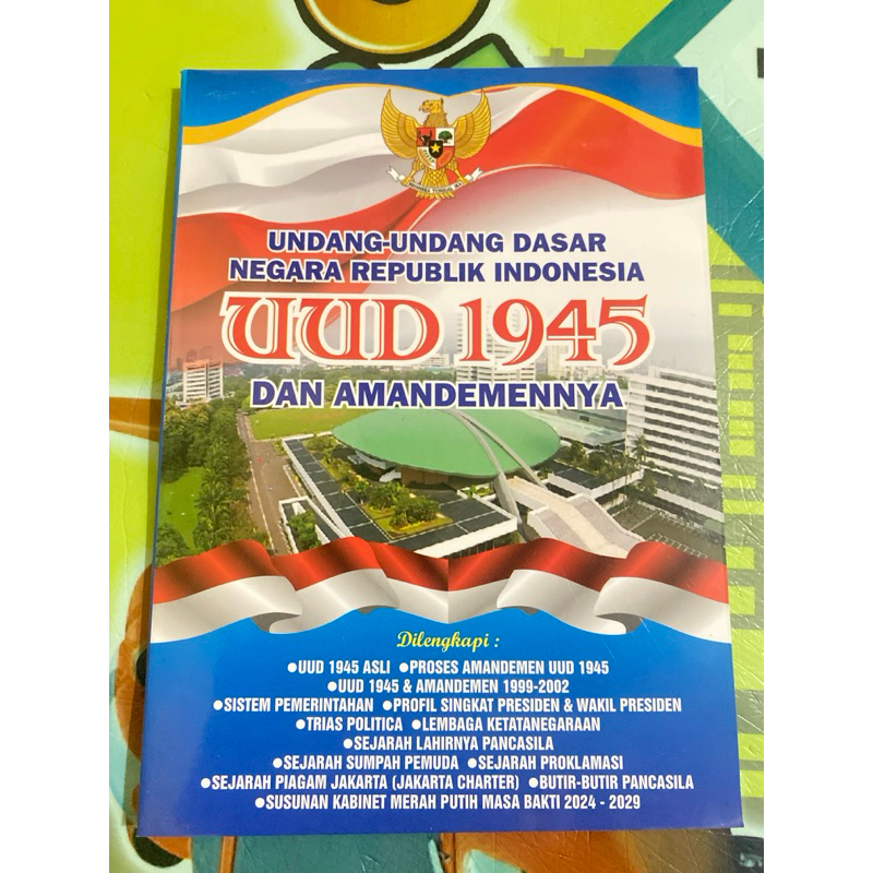 Jual Undang-undang Dasar Negara Republik Indonesia UOD 1945 Dan Amandemennya | Shopee Indonesia