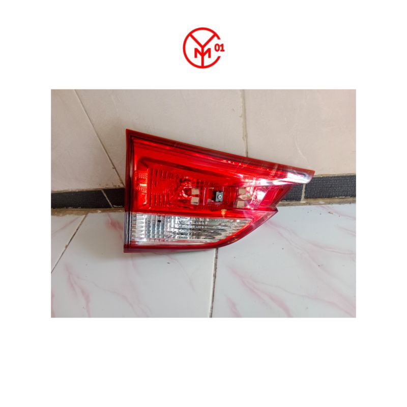 Jual Reflektor lampu bagasi wuling confero ori (kiri) | Shopee Indonesia