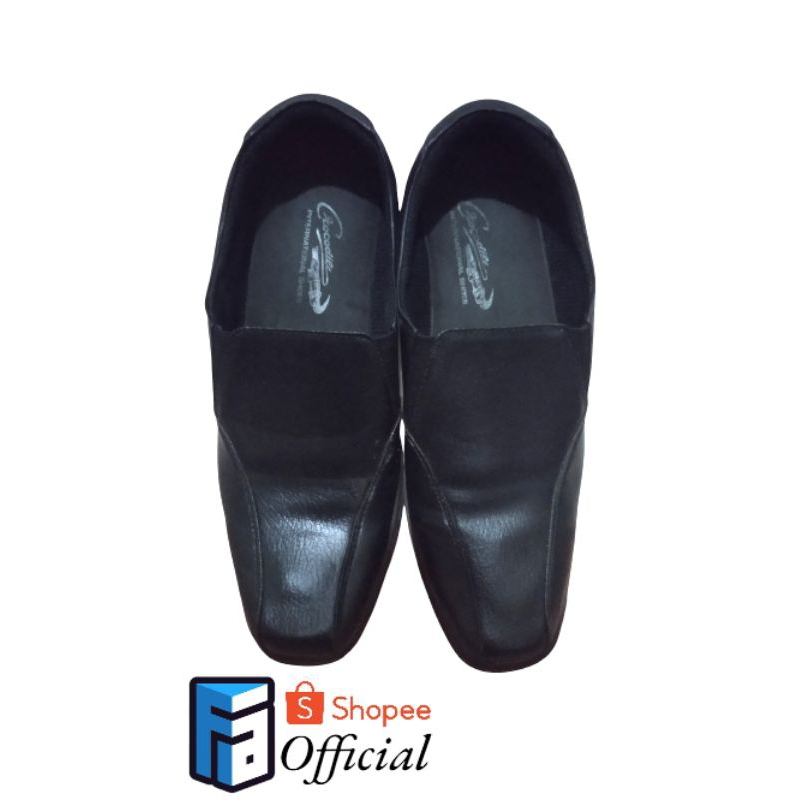 Jual SEPATU PANTOFEL PRIA MERK CROCODILE Second ukuran 41 | Shopee ...