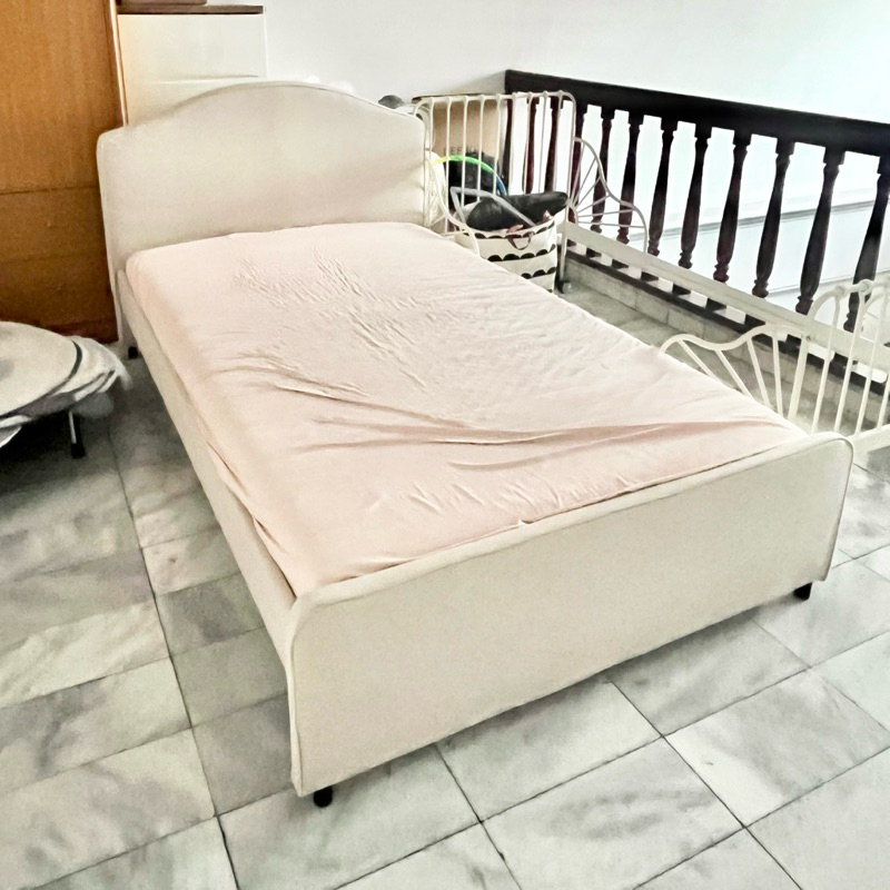 Jual IKEA Hauga 120x200 super single bed frame + mattress matras ...