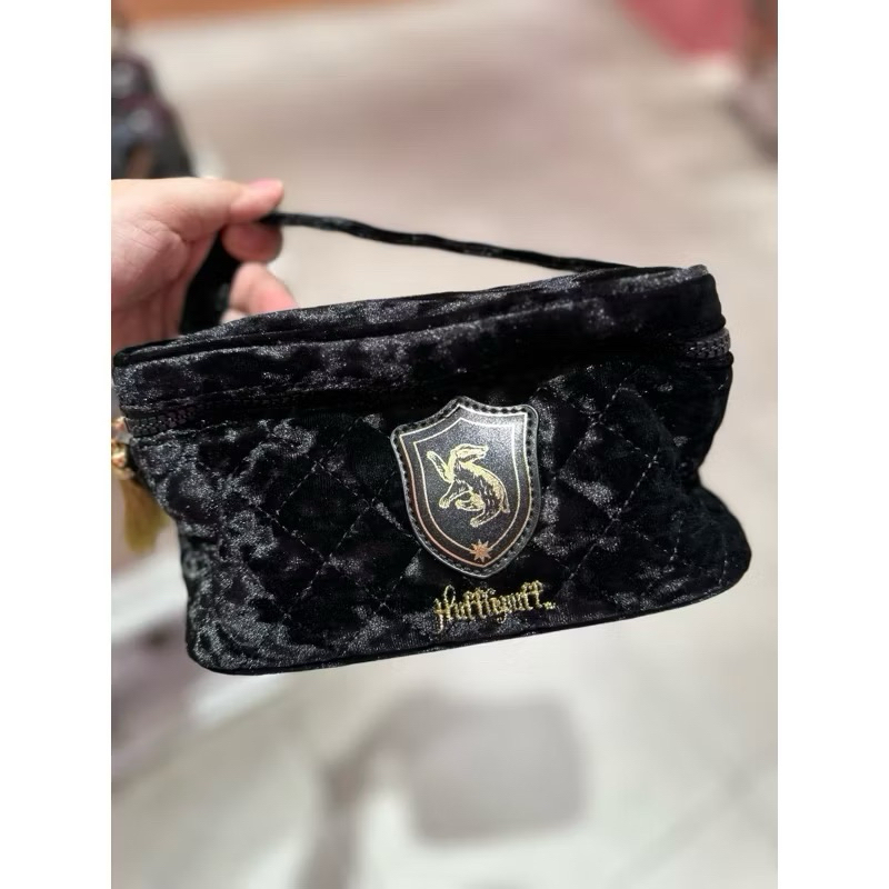 Jual Harry Potter x Miniso x HARRY POTTER pouch tas make up barrel ...