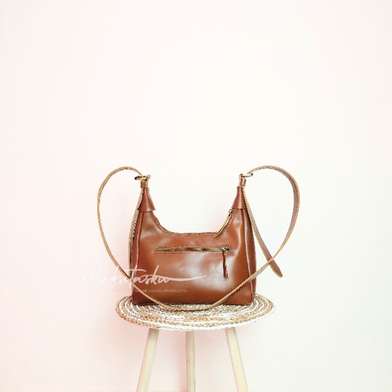 Jual Toraja Sling Tas Slempang Kulit Asli - koleksitasku88 | Shopee ...