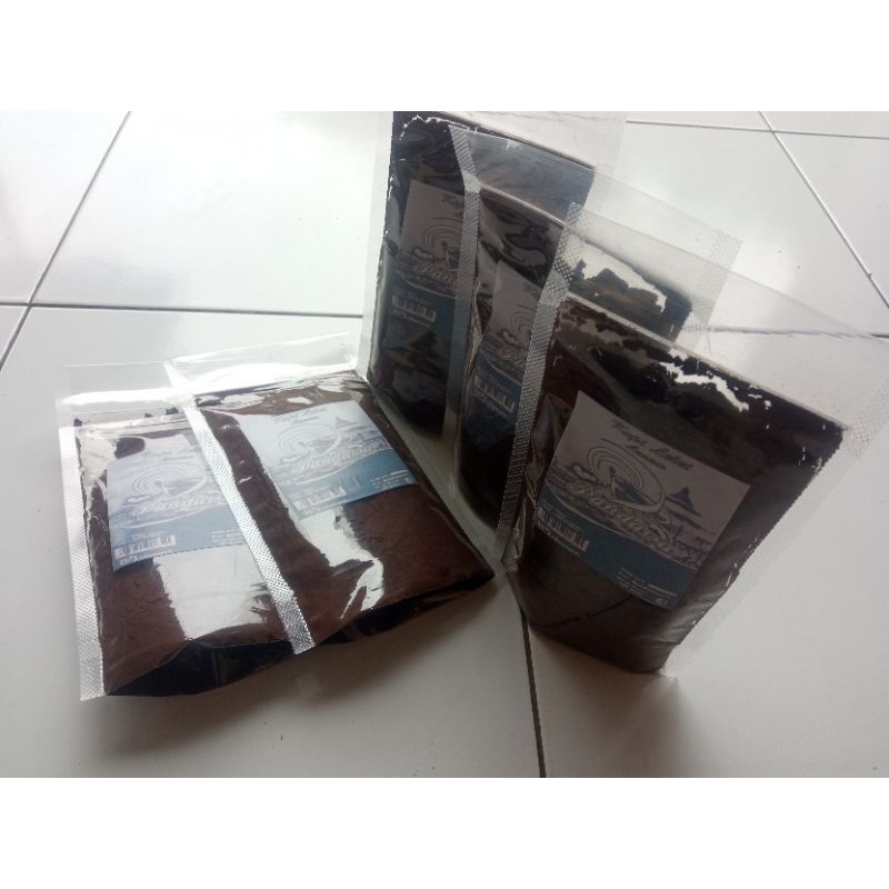 Jual Kopi Hitam Robusta Lelet Asli Lasem 100 Gram | Shopee Indonesia