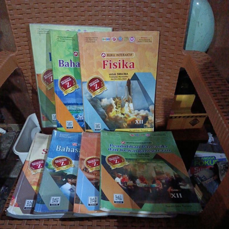 Jual intan pariwara pr buku interaktif fisika bahasa inggris ekonomi sosiologi bahasa indonesia ...