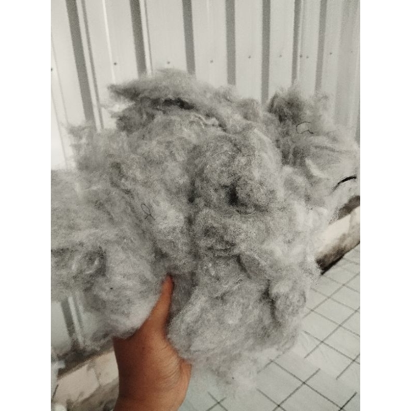 Jual Dakron Kiloan untuk bantal dan boneka warna Abu - Abu Harga 1Kg ...