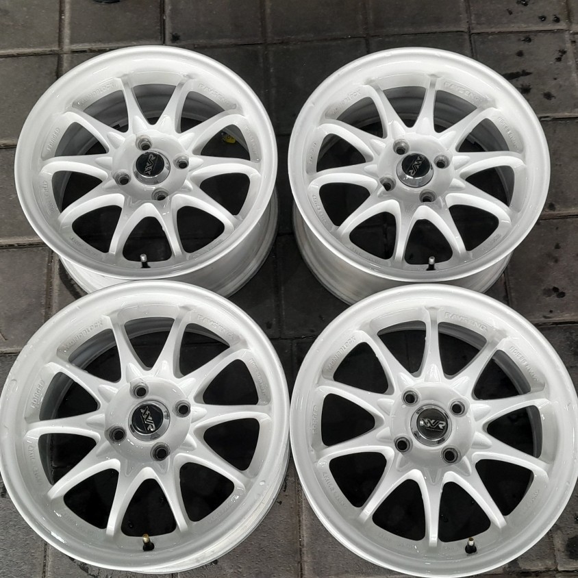 Jual VELG MOBIL SECOND CE28 RING 15 LEBAR 6,5 PCD 4X114,3 ET40 WARNA PUTIH | Shopee Indonesia