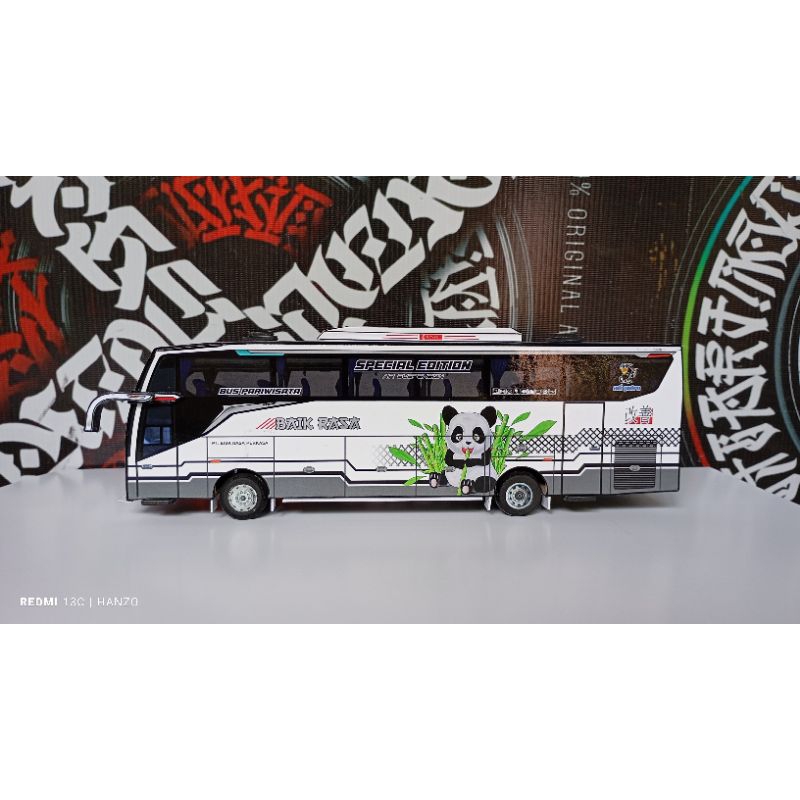 Jual Miniatur Bus Kids Panda JB5 Baik Rasa set lampu pajangan mainan ...