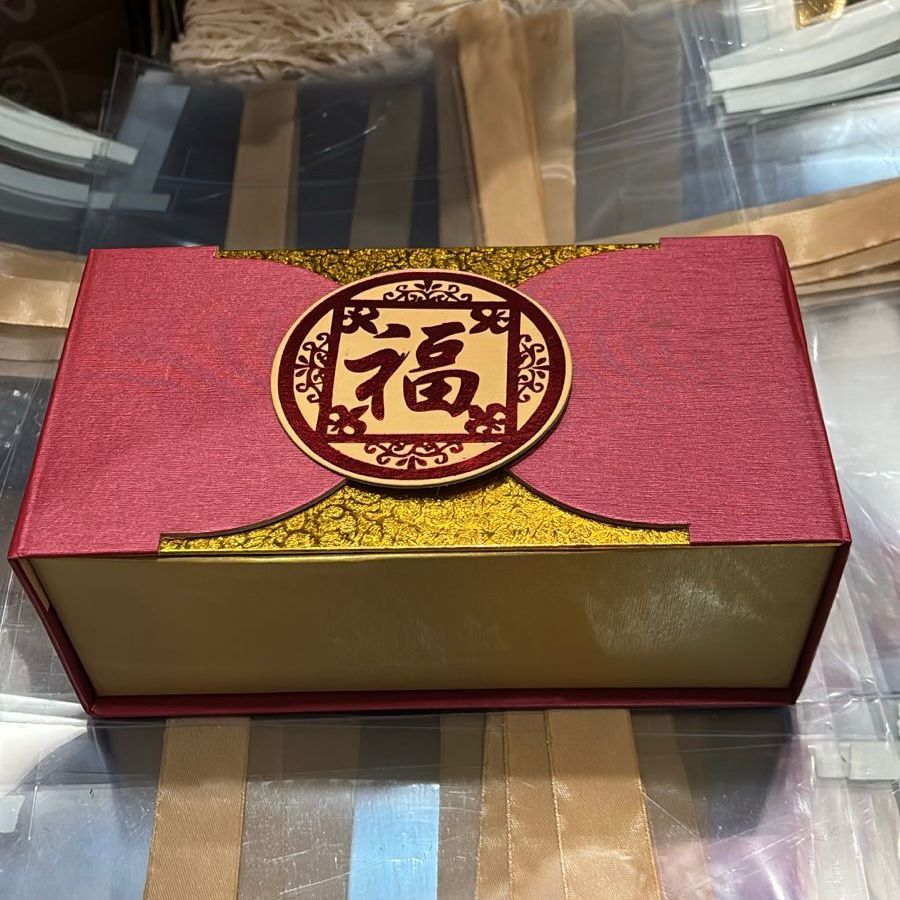 Jual Box Kue Setengah Loyang / Kotak Bolu Gulung /Box Kue Maghnet Imlek ...