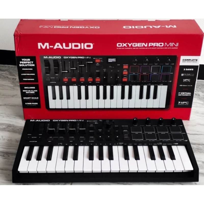 Jual M-Audio Oxygen Pro Mini & Akai Mpd218 | Shopee Indonesia