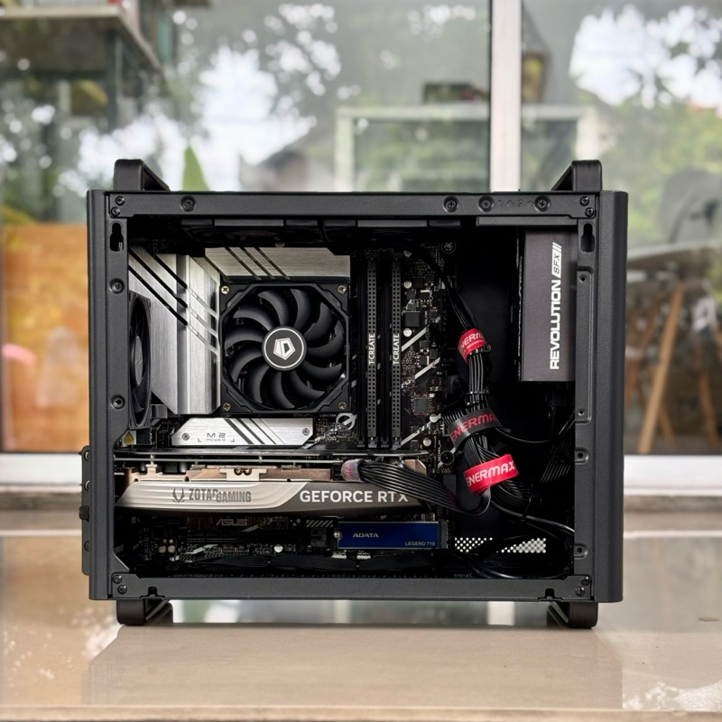 Jual Casing PC Acer Emachine Gadget U320WM U320BM M-ATX White Black ...