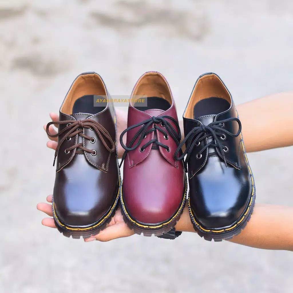 Jual SEPATU Docmart Low Work Boots Pria Wanita Classic 3 hole / lubang ...