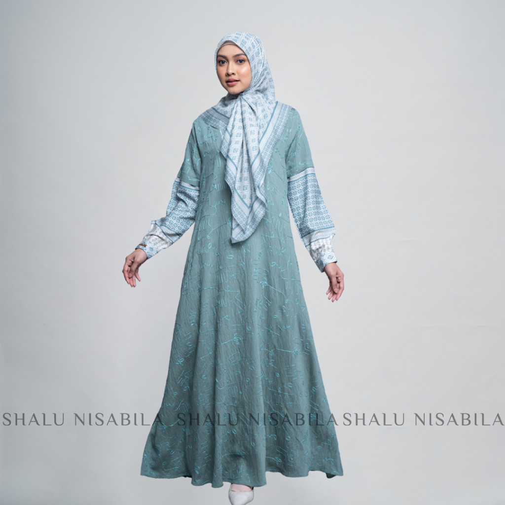 Jual Shalu Nisabila - Jean Dress Gamis Monogram Bordir Emboss Printing ...