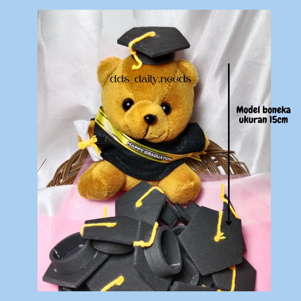 Jual Topi Toga Boneka Segi Lima Tali Kuning / Topi Wisuda Boneka Segi ...