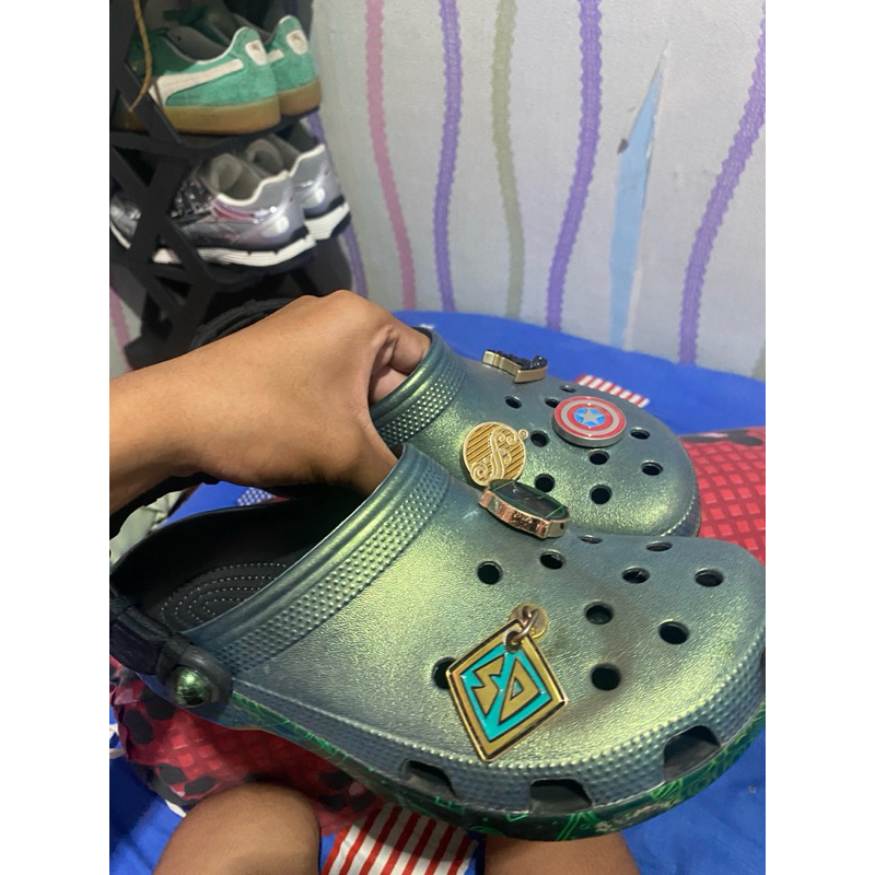 Jual crocs wicked elphaba | Shopee Indonesia