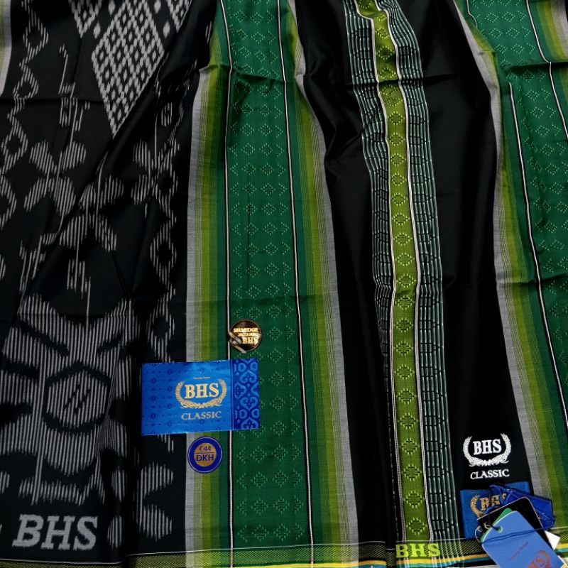 Jual SARUNG BHS CLASSIC GOLD C44 DKH 8 HITAM SELVEDGE JACQUARD DOBBY ...