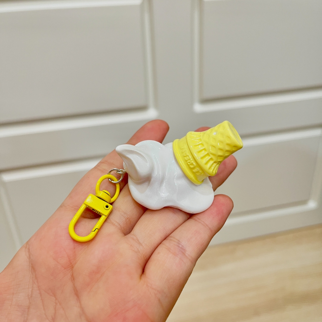 Jual Gantungan Kunci Resin Ice Cream melting Premium / Bagcharm eskrim ...
