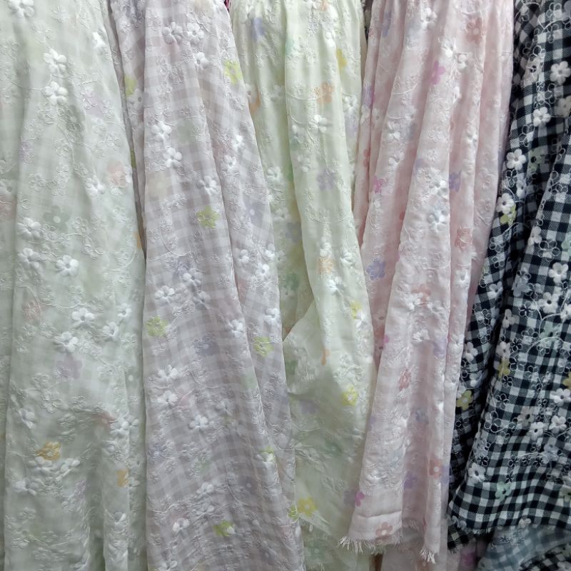 Jual Kain Katun Embroidery - Kain Katun Bordir Motif Bunga Premium ...