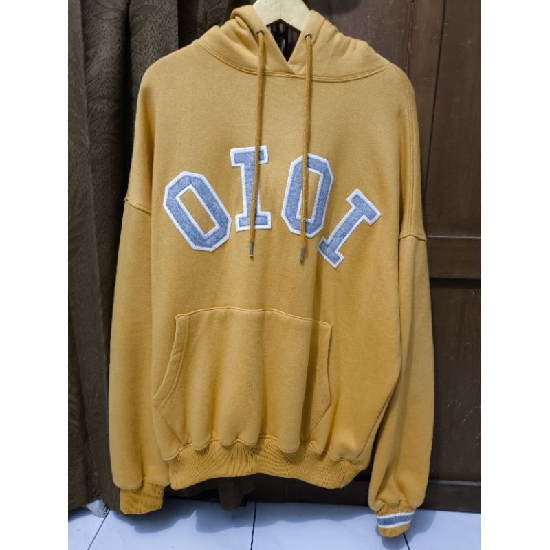 Jual Hoodie oioi big logo bordir second original | Shopee Indonesia