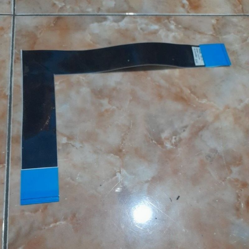 Jual Kabel lvds tv led 30 pin searah SAMSUNG UA32D4000 dll panjang 38 ...
