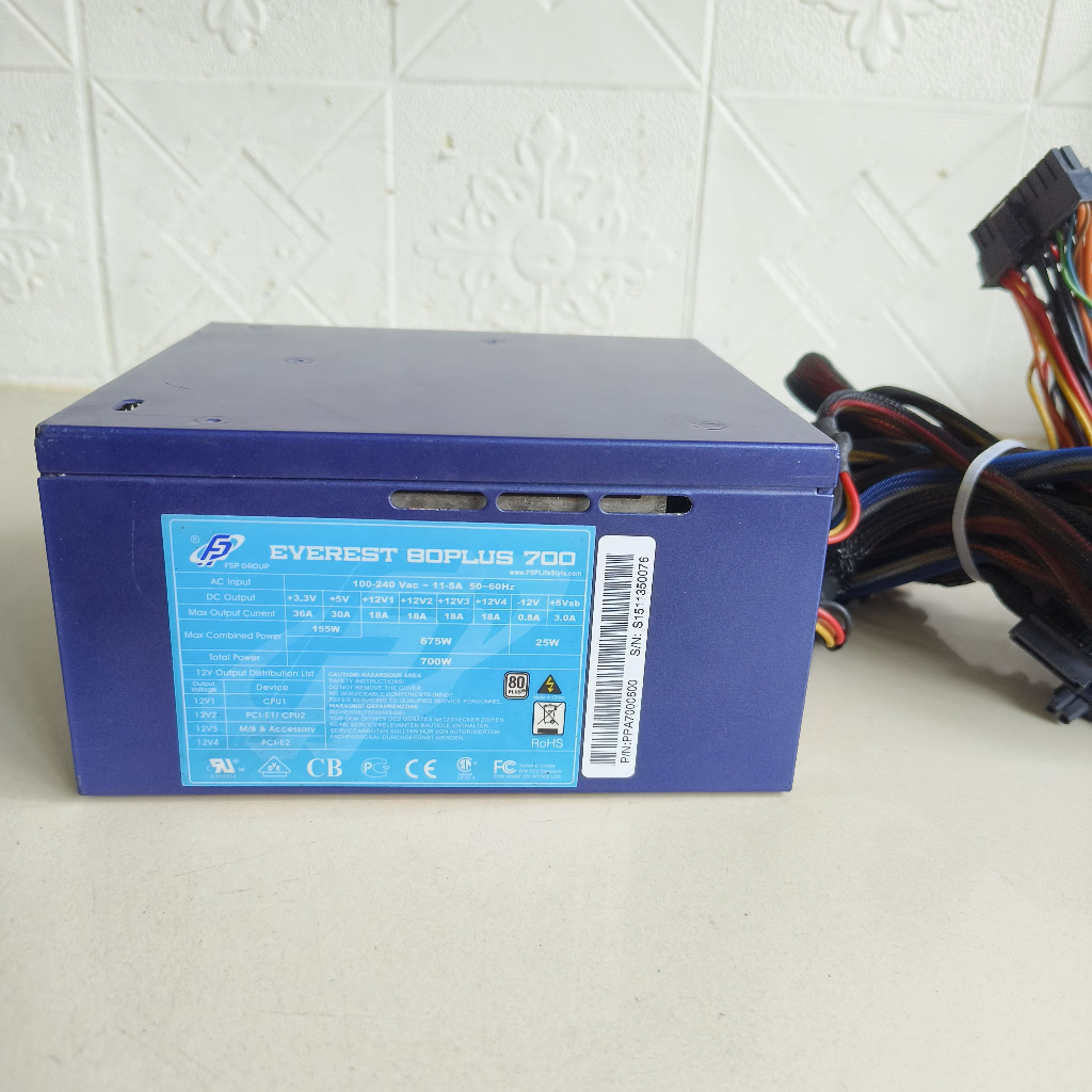 Jual PSU GAMING FSP EVEREST 700W 80+ PLUS MODULAR | Shopee Indonesia