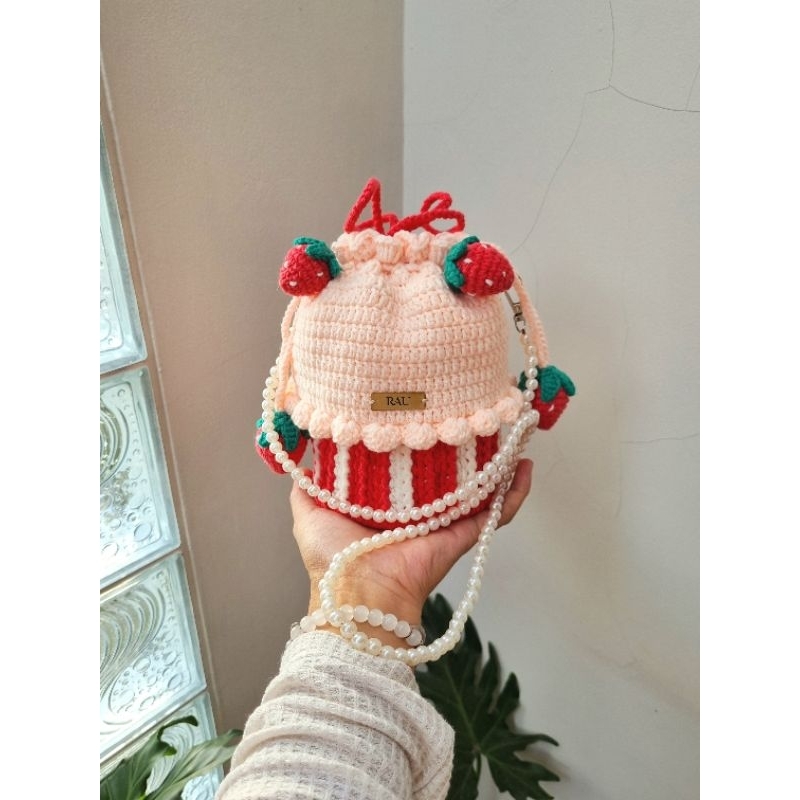 Jual RAU | Crochet Pouch Cupcake Series | Pouch Rajut Handmade | Shopee ...