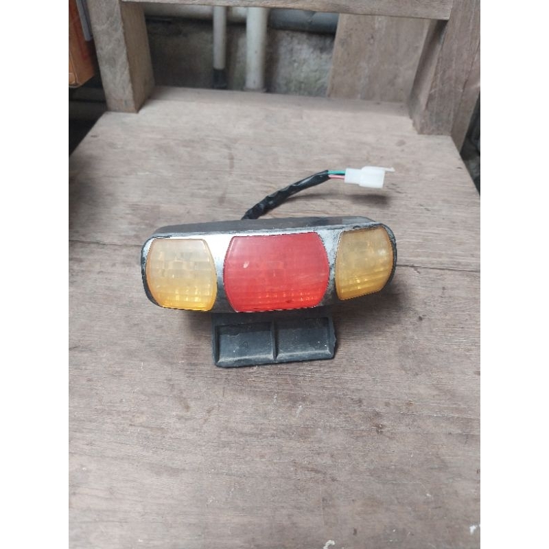 Jual lampu belakang stop lamp set sen sepeda listrik | Shopee Indonesia