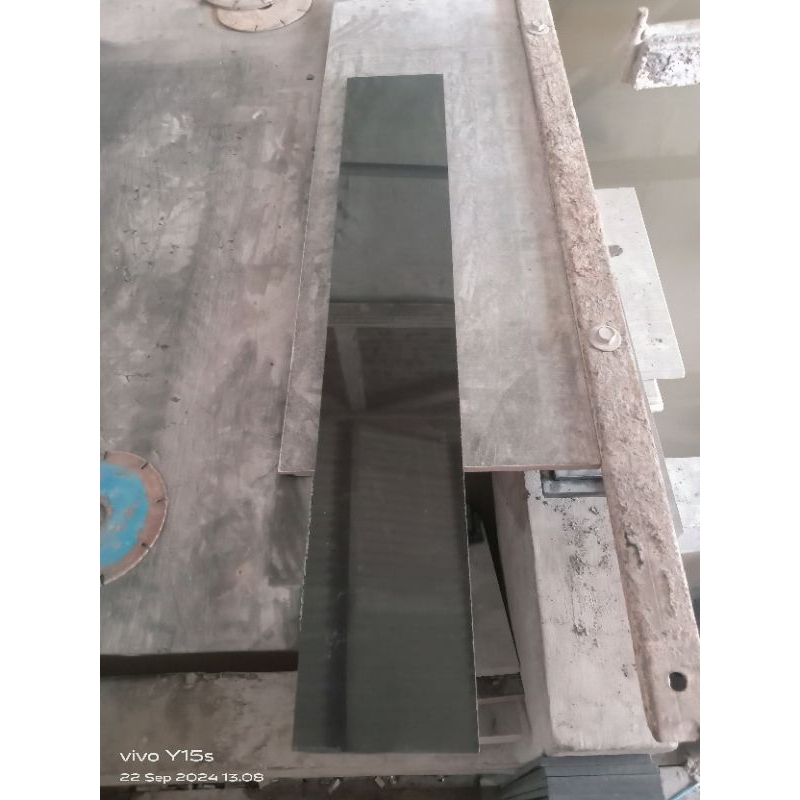 Jual granit list plint 10x60 hitam polos glosy | Shopee Indonesia