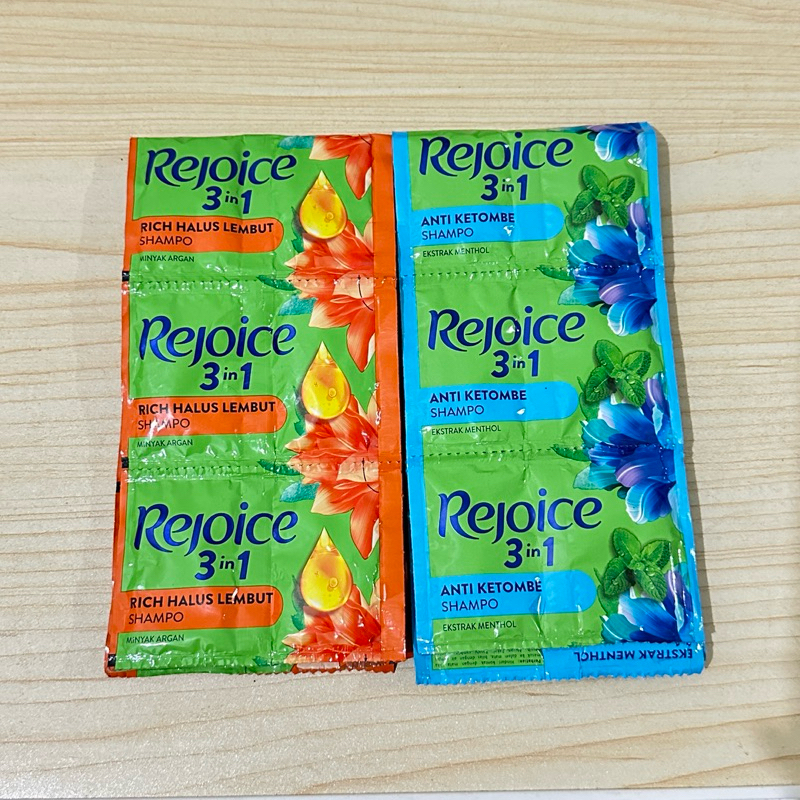 Jual [1 RENCENG] Shampo Rejoice 3in1 isi 2x12 Sachet 24 Pcs | Shopee ...