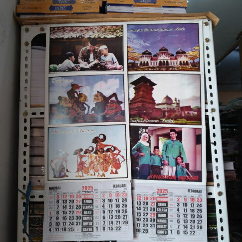 Jual KALENDER WUKON 2025 UKURAN KECIL 25X32 CM | Shopee Indonesia