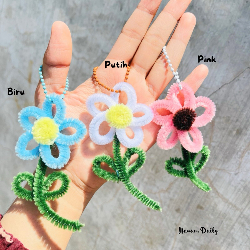 Jual Gantungan Biji lada karakter Flower | Keychain kawat | Shopee ...