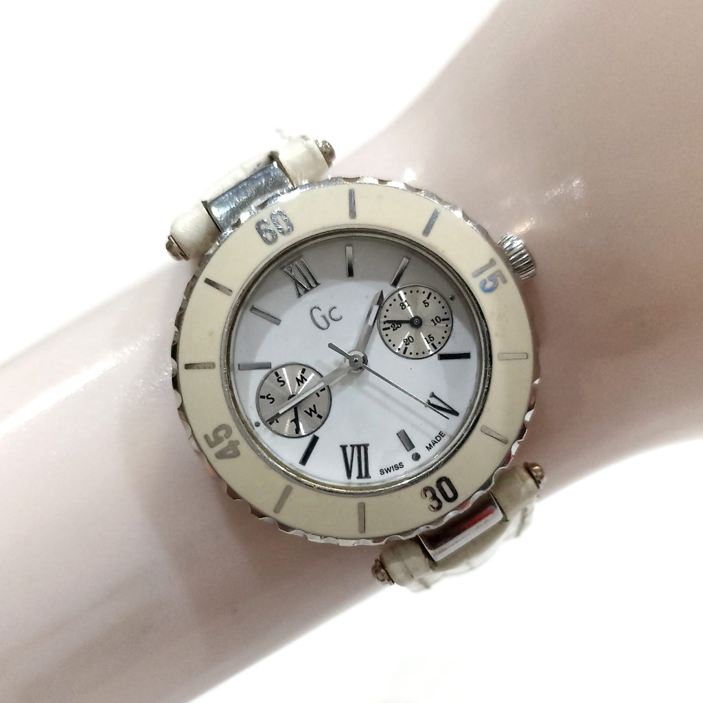 Jual Jam Tangan GC Guess Collection Multifunction Ceramic Chic Leather ...