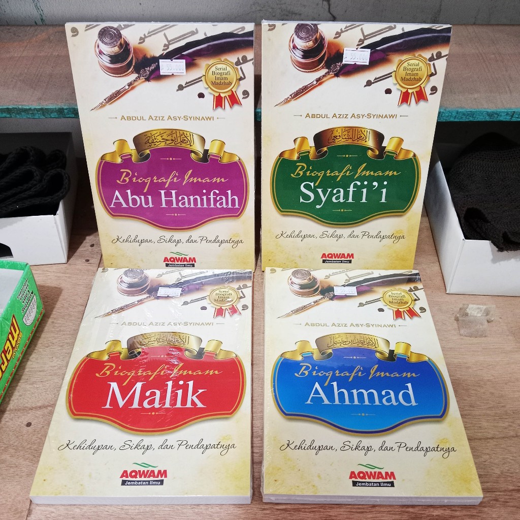 Jual Biografi Empat Imam Madzhab (Imam Abu Hanifah, Imam Malik, Imam ...