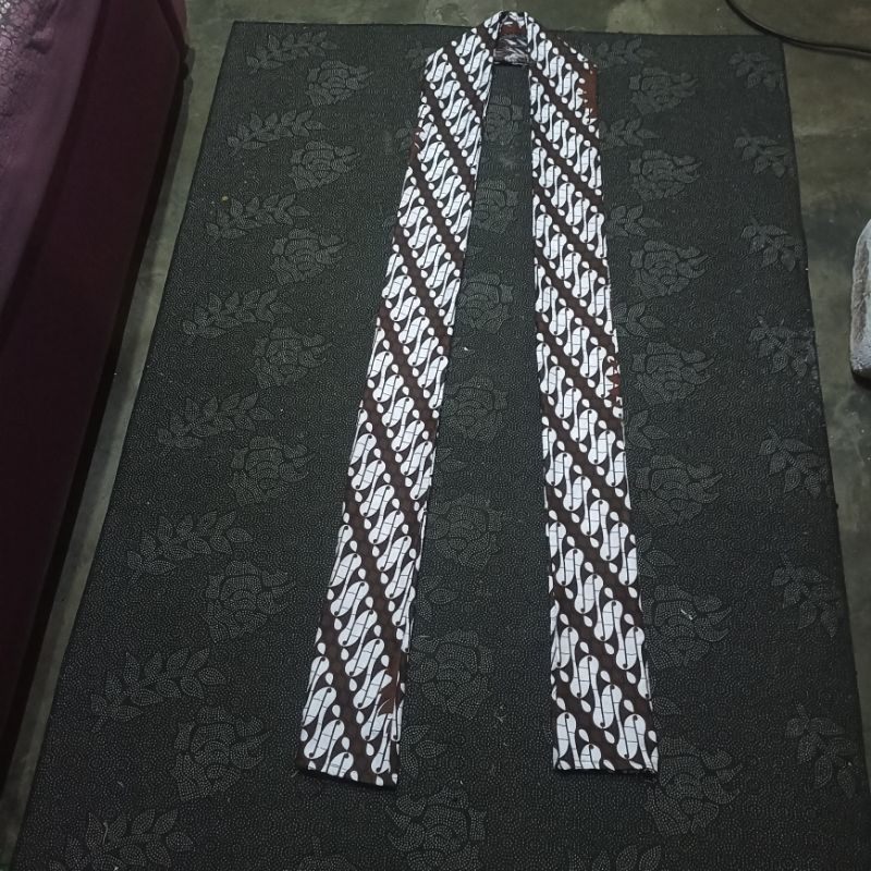 Jual Syall cukin tari panjang 2meter motif batik putih | Shopee Indonesia