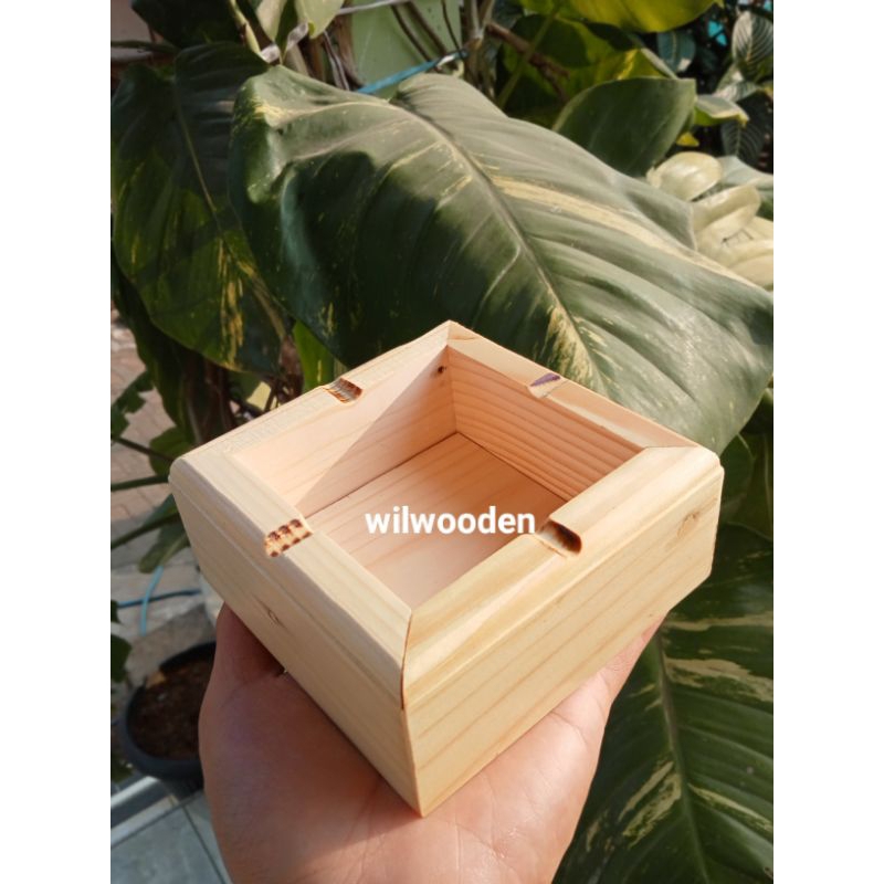 Jual Asbak kayu / Tempat putung rokok kayu jati belanda | Shopee Indonesia