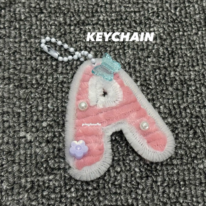 Jual Keychain/Phone Strap Huruf/Inisial (bisa req nama) | Shopee Indonesia