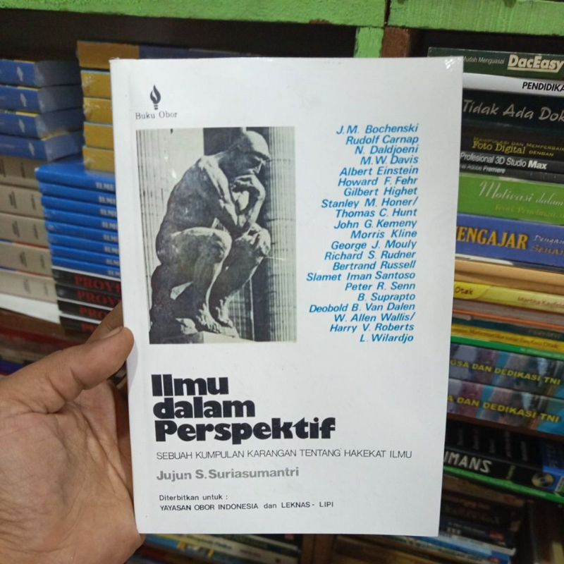 Jual buku ilmu dalam perspektif karangan Jujun S Surya Sumantri | Shopee Indonesia