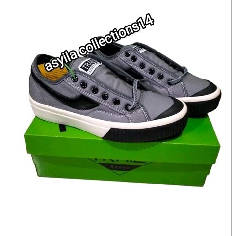 Jual SEPATU SNEAKERS COMPAS LOW TRAIL ORIGINAL BLACK WHITE PRIA/WANITA ...