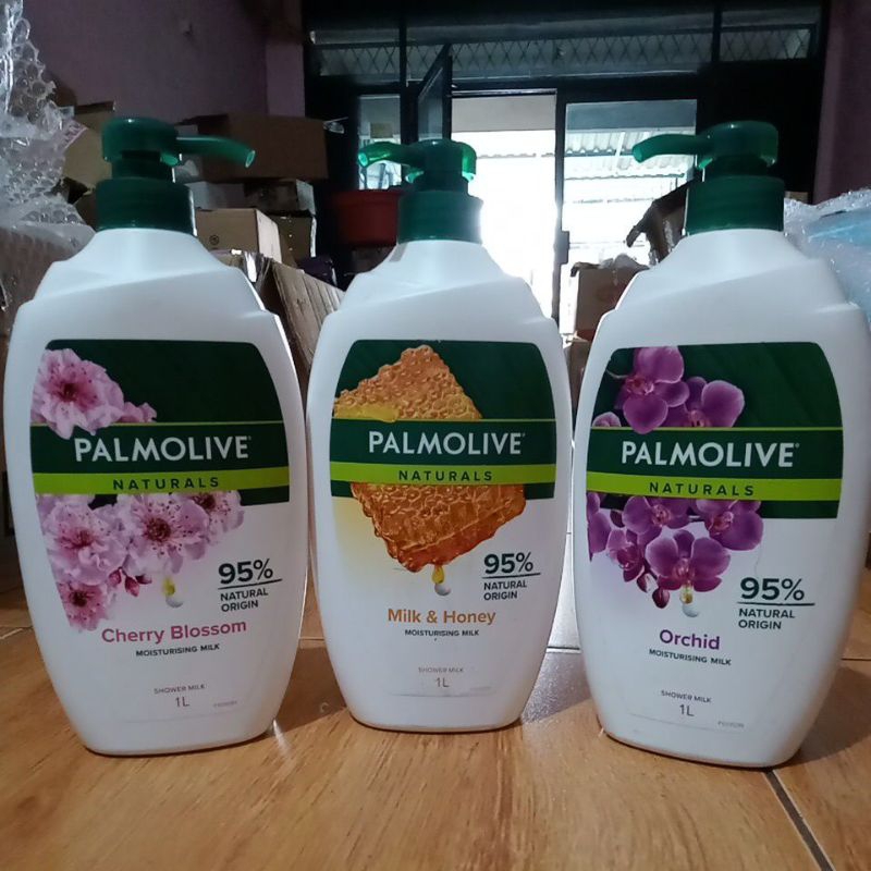 Jual Palmolive Naturals Sabun Mandi 1L | Shopee Indonesia