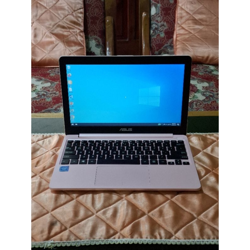 Jual NOTEBOOK / NETBOOK ASUS E203M INTEL N4000, RSM 2GB, HDD 500GB ...