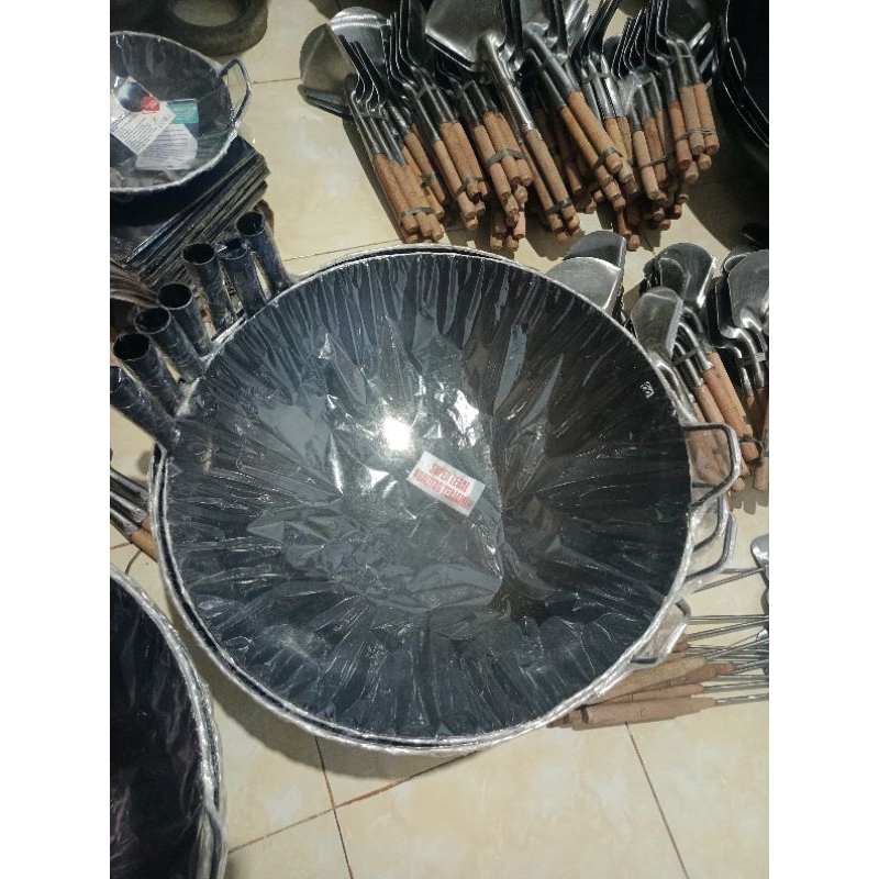 Jual WAJAN NASI GORENG ANTI LENGKET 60CM // WOK SEASONING // Wajan Besi ...