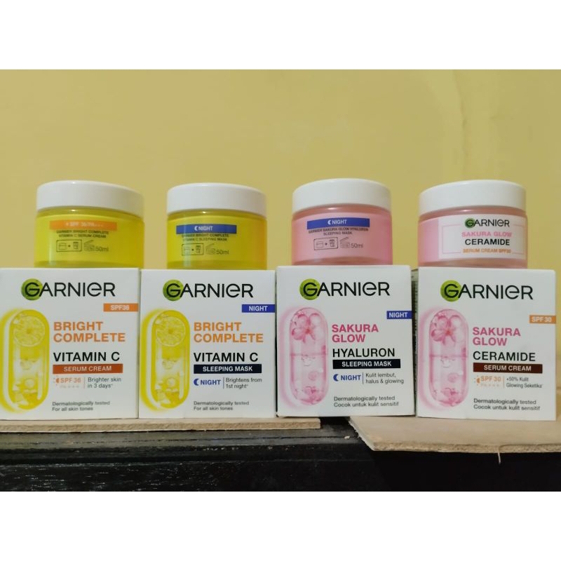 Jual GARNIER Bright Complete Serum Day & Night Cream 50mL | Shopee ... Jual GARNIER Bright Complete Serum Day & Night Cream 50mL | Shopee ...